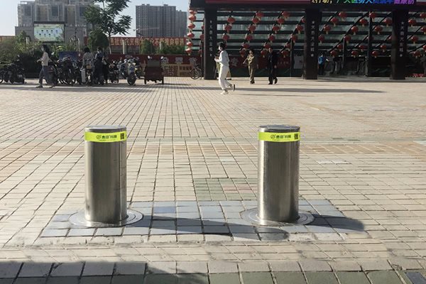 Semi-automatic Bollard Installation Method
